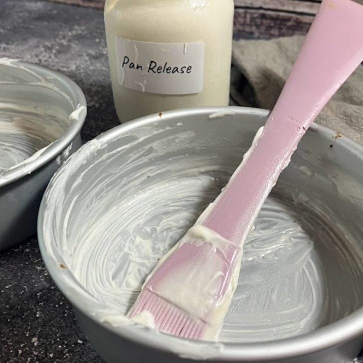 Homemade Pan Release (aka Pan Goop and Bakers Spray) - Better Baker Club