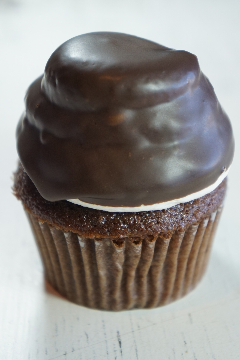 How to fill and bake the perfect cupcake - Better Baker Club