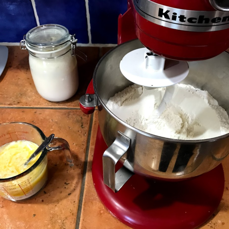 Which KitchenAid Mixer is Best? Artisan vs. Bowl-Lift - Better Baker Club