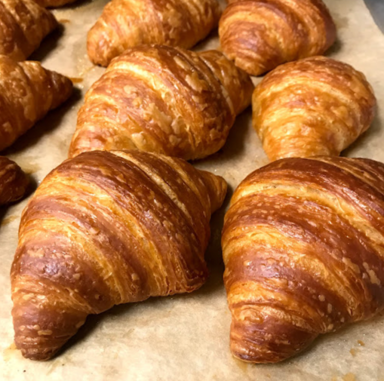 10 Tips for Choosing Bakery Names in French - Better Baker Club