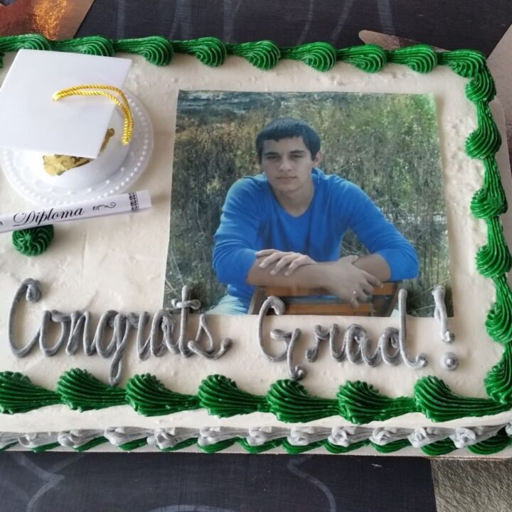 How to Put a Custom Photo on a Cake - Better Baker Club