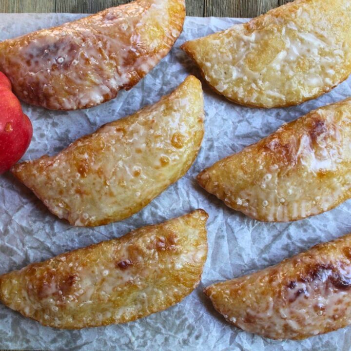 Easy Amish Fried Pie Recipe With Homemade Apple Filling - Better Baker Club