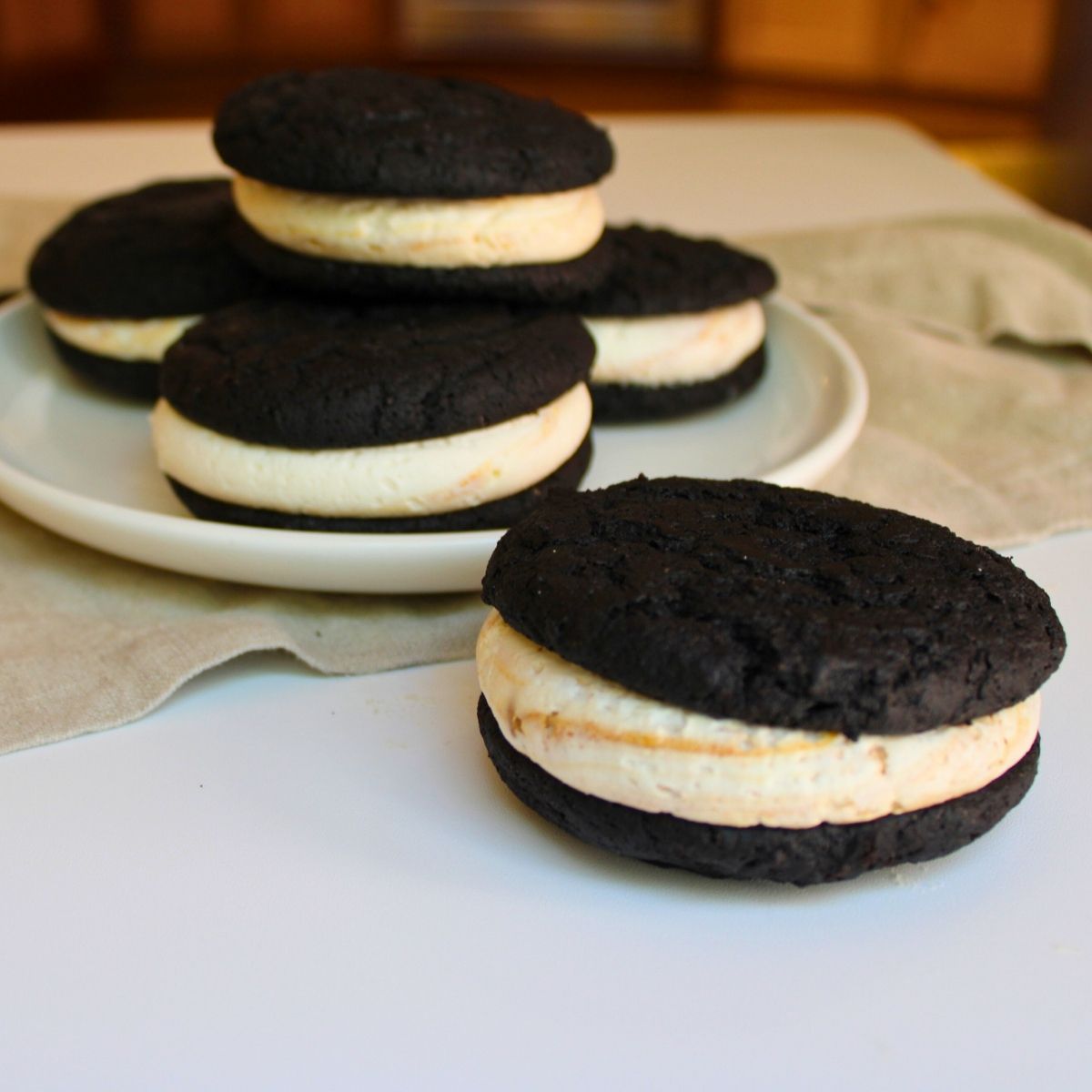 Best Maine Whoopie Pie Recipe with Fluffy Filling - Better Baker Club